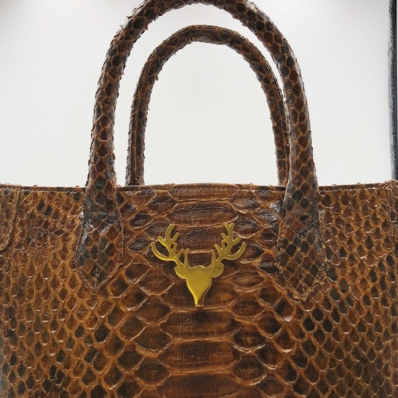Taxidermy | Bags | Taxidermy Midi Mackle Brown Python Purse Handbag ...
